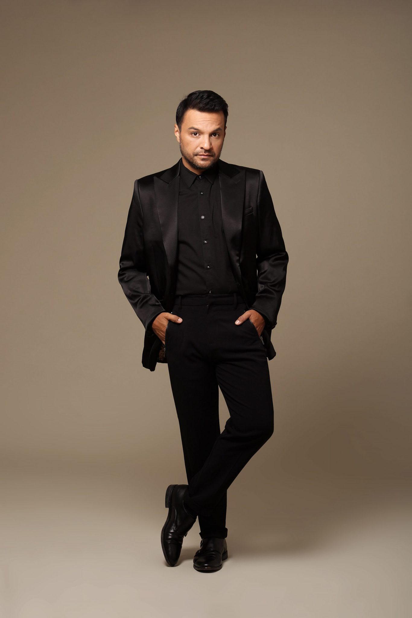 Julián Román – Talent On The Road